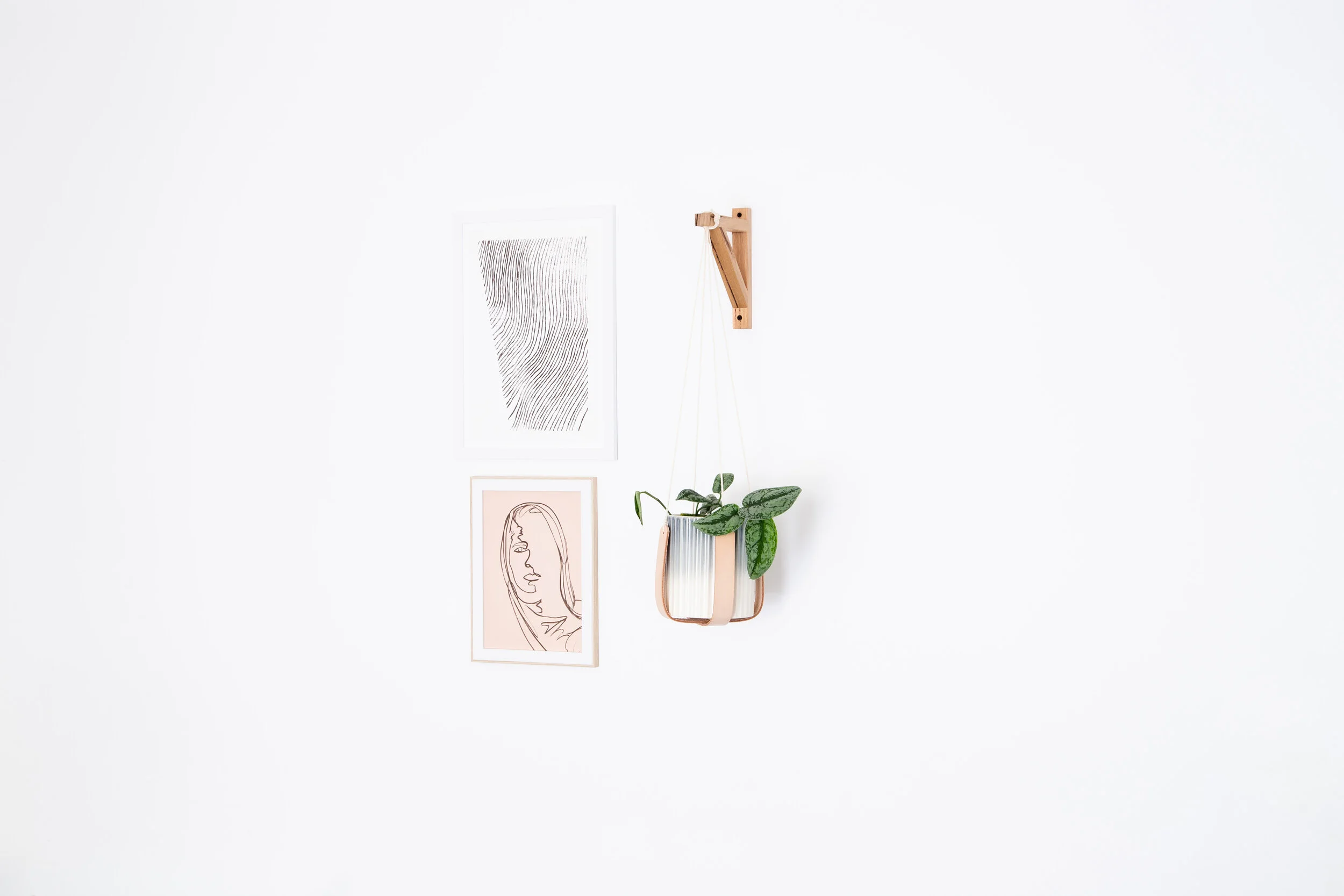 Small Wall Bracket — Jemmervale Designs