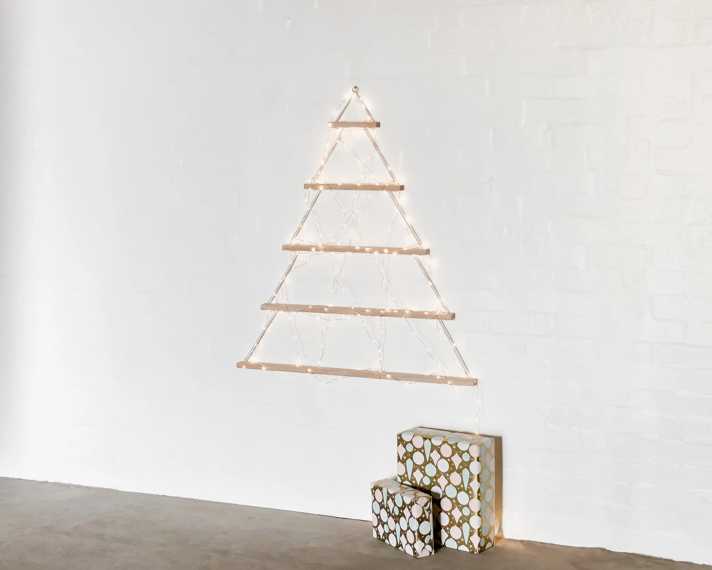 Red Gum Hanging Christmas Tree — Jemmervale Designs