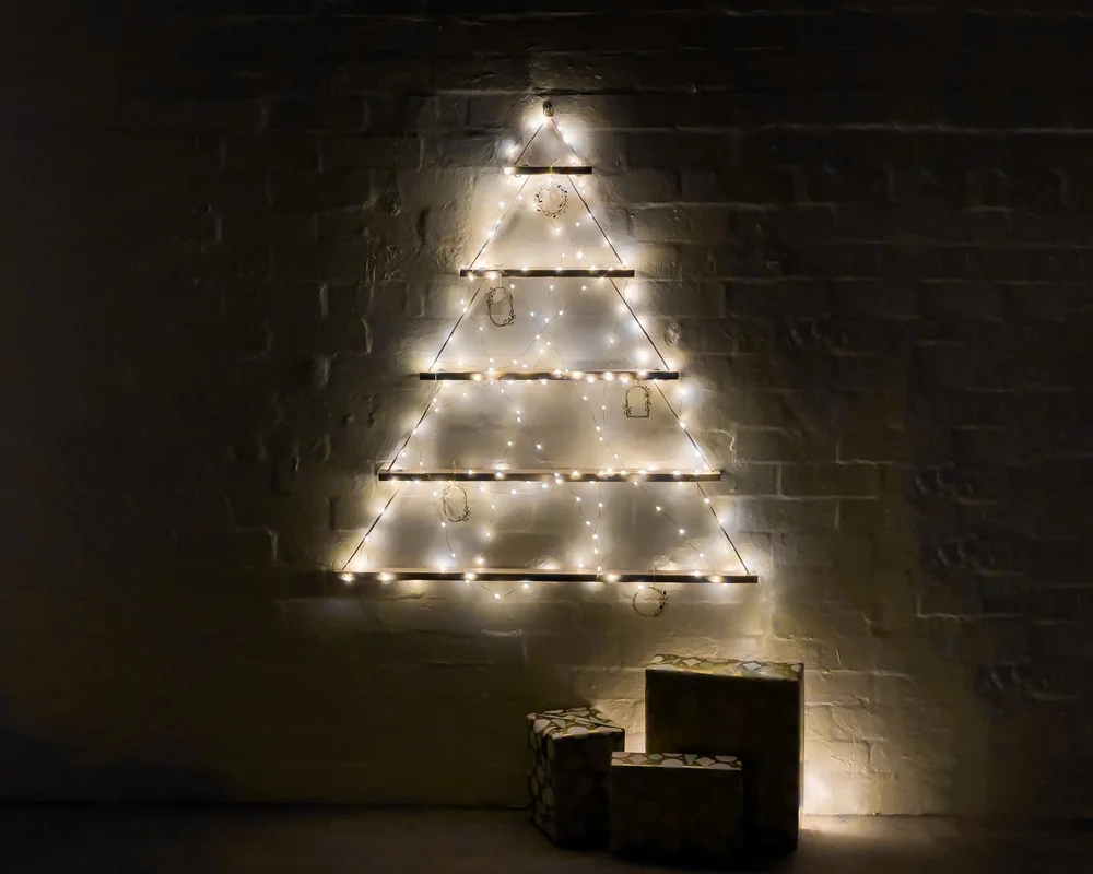 Red Gum Hanging Christmas Tree — Jemmervale Designs