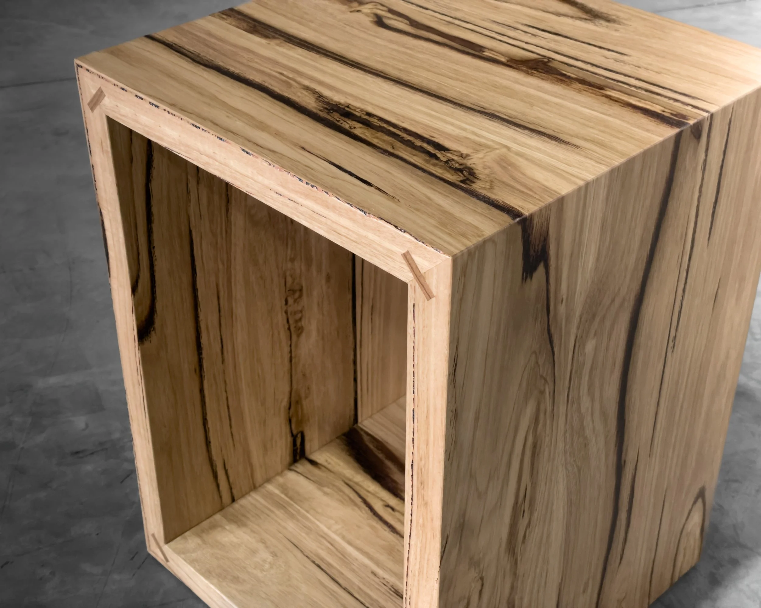 Round Side Table — Jemmervale Designs
