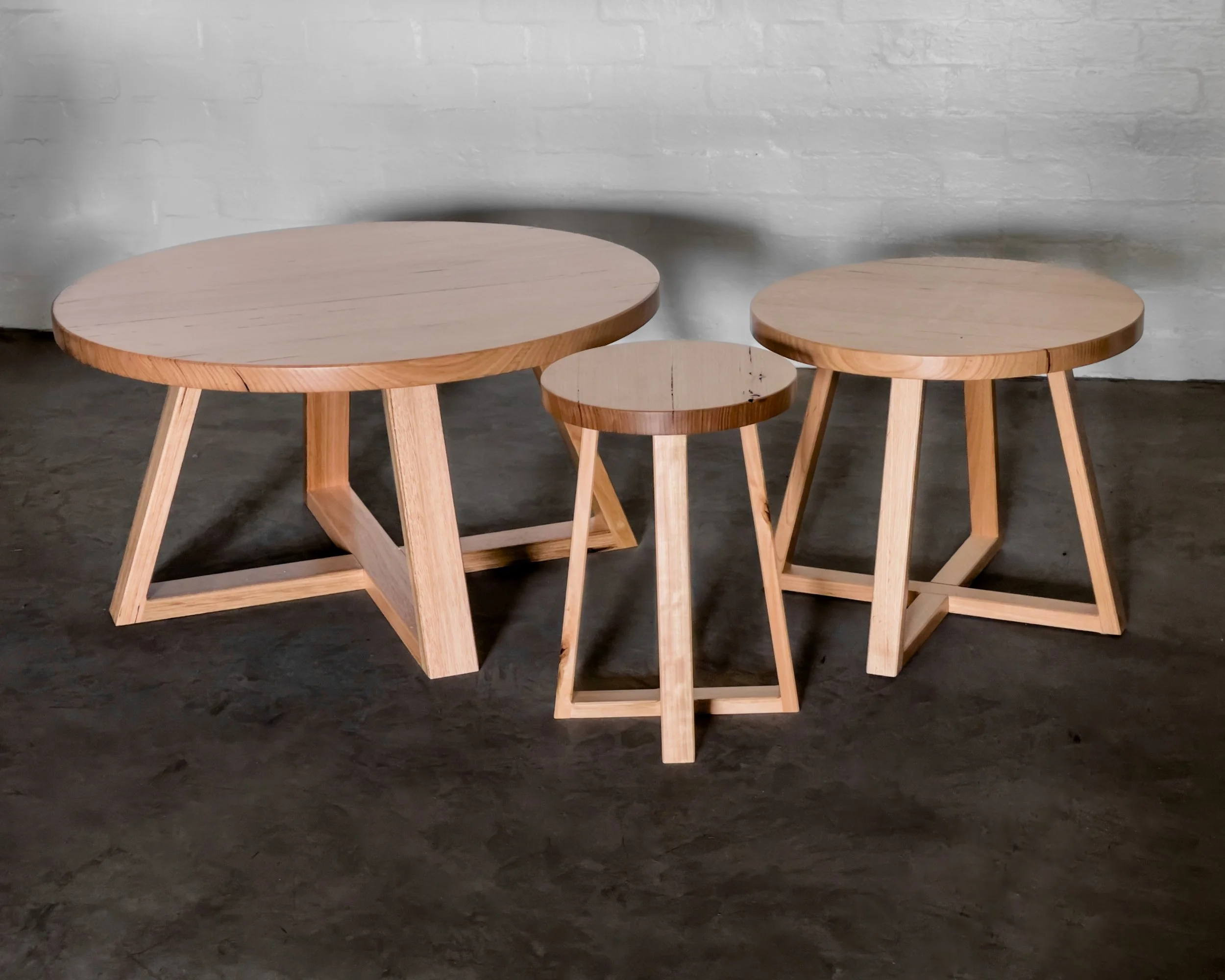 Round Side Table — Jemmervale Designs