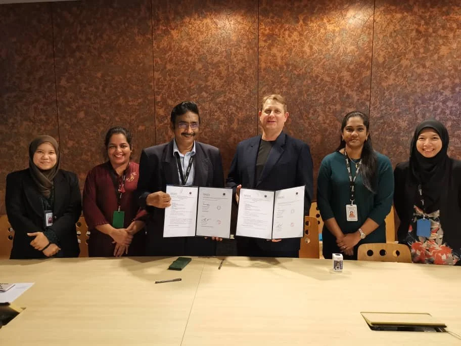 Gallery : Ceremony between MGW and Myanmar Commercial University (MCU ...