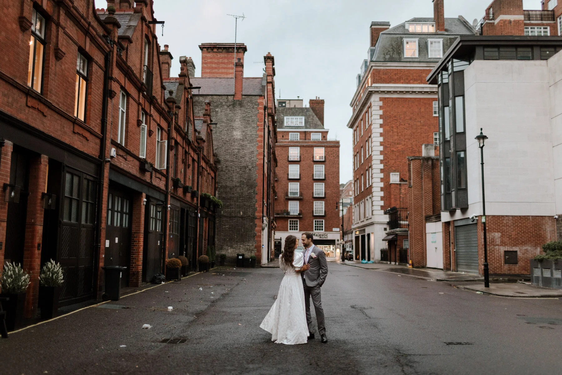 Micro wedding inspiration: Luxury invitations for Scotts Mayfair Couple ...