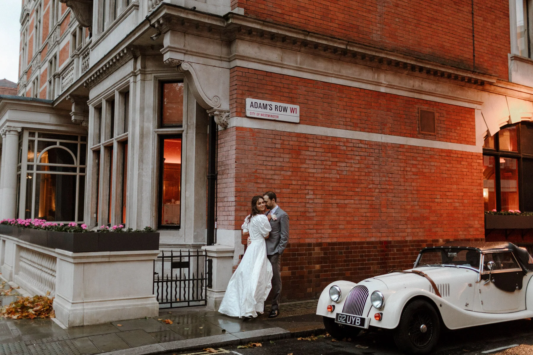 Micro wedding inspiration: Luxury invitations for Scotts Mayfair Couple ...