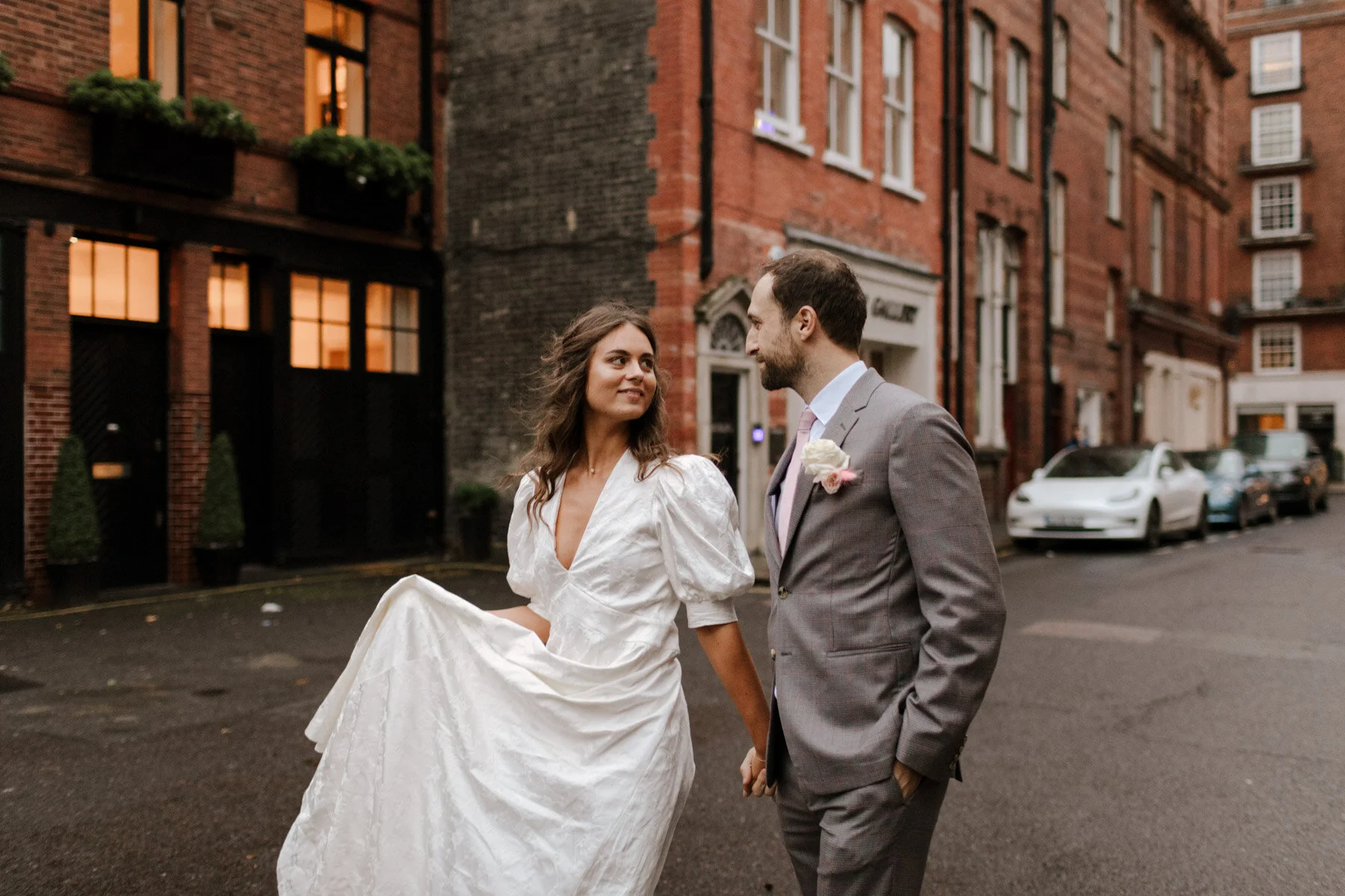 Micro wedding inspiration: Luxury invitations for Scotts Mayfair Couple ...