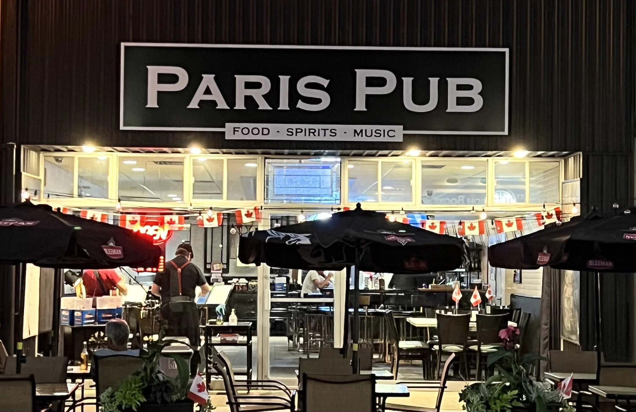 Paris Pub