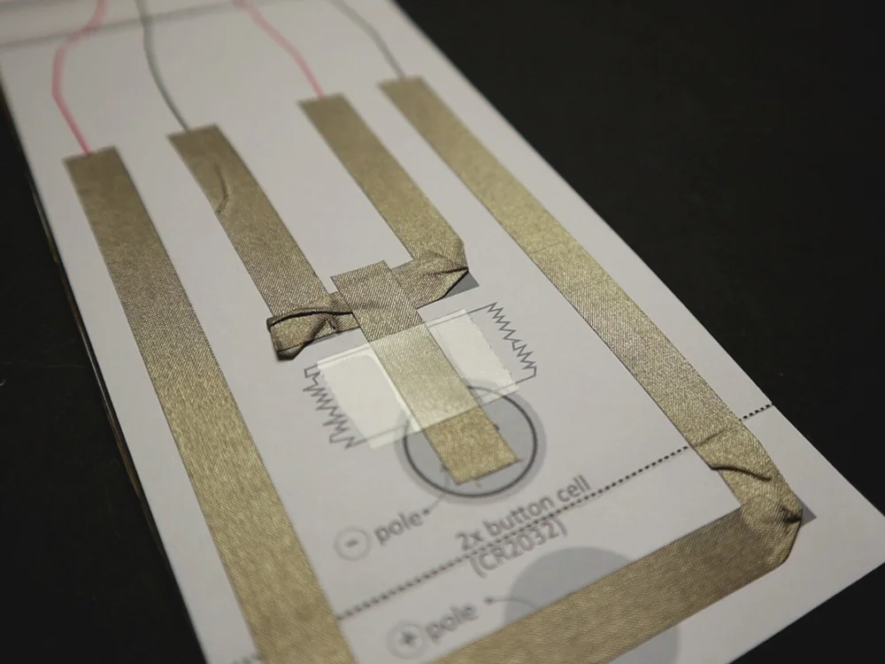 Easy DIY Robot for Kids — Volt, Paper, Scissors!