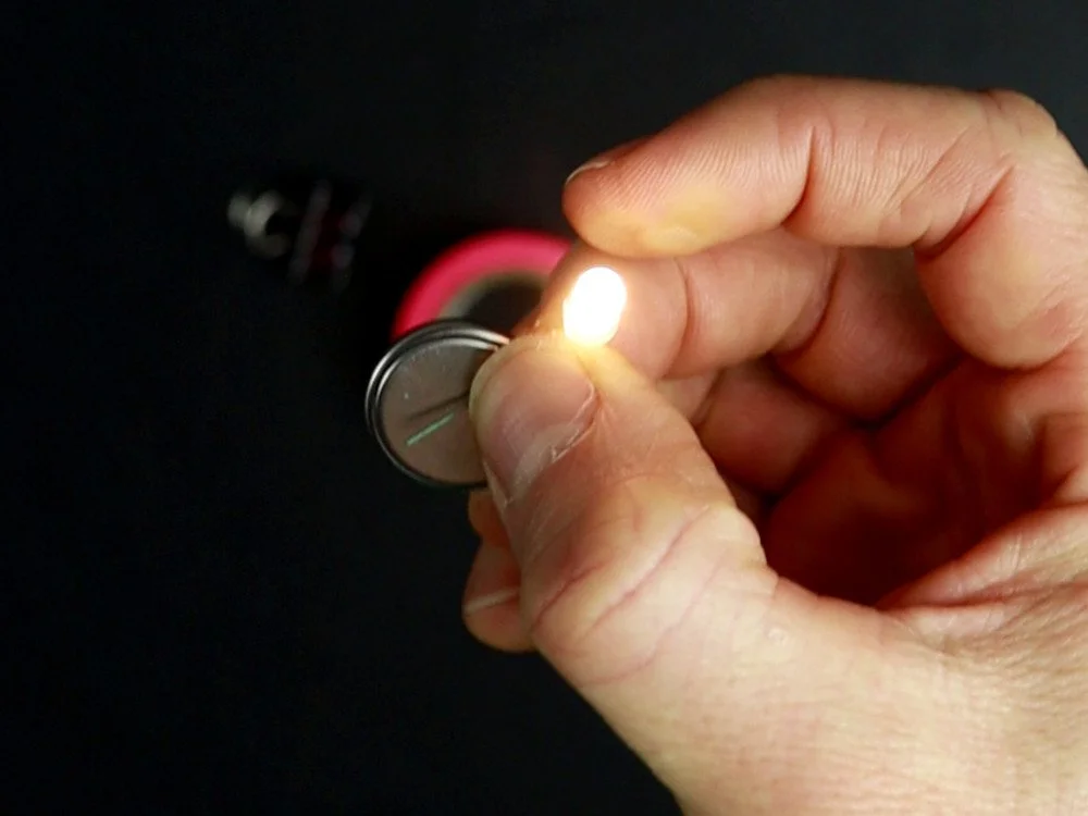 LED Pixel Art Cubes for Kids — Volt, Paper, Scissors!