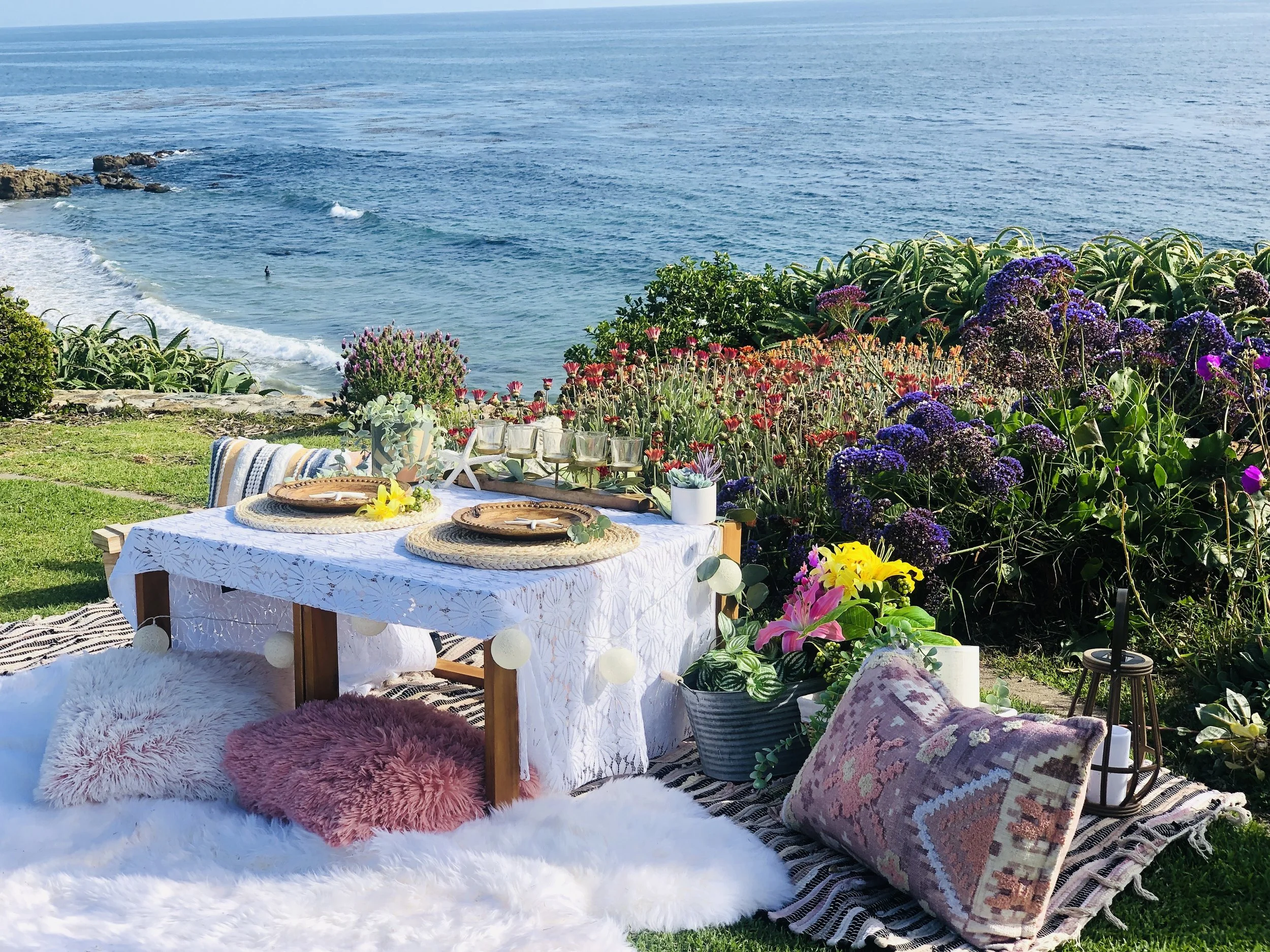 Luxury Picnics | Gorgeous Laguna Beach Picnics | Laguna Ethos