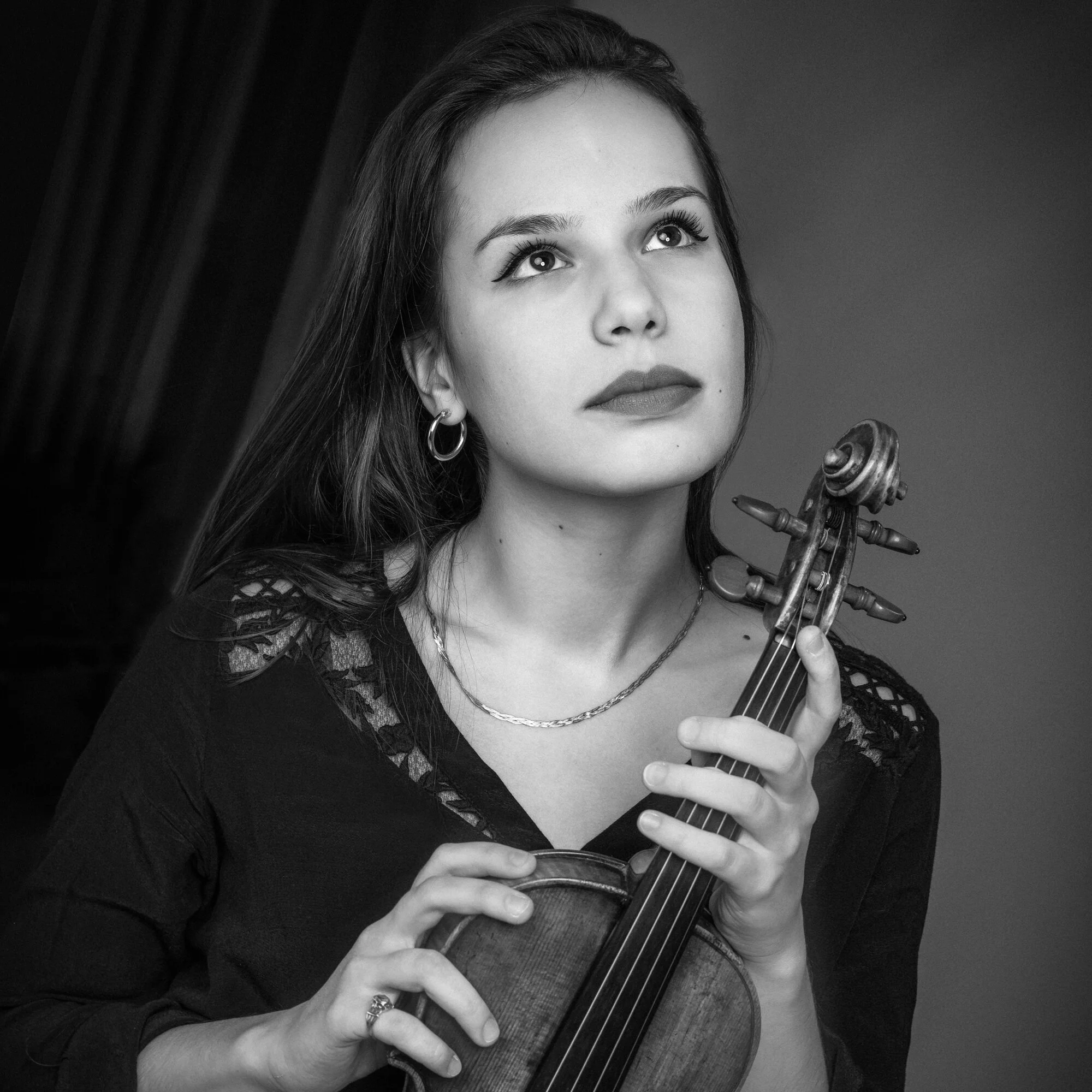 home — Raphaëlle Moreau