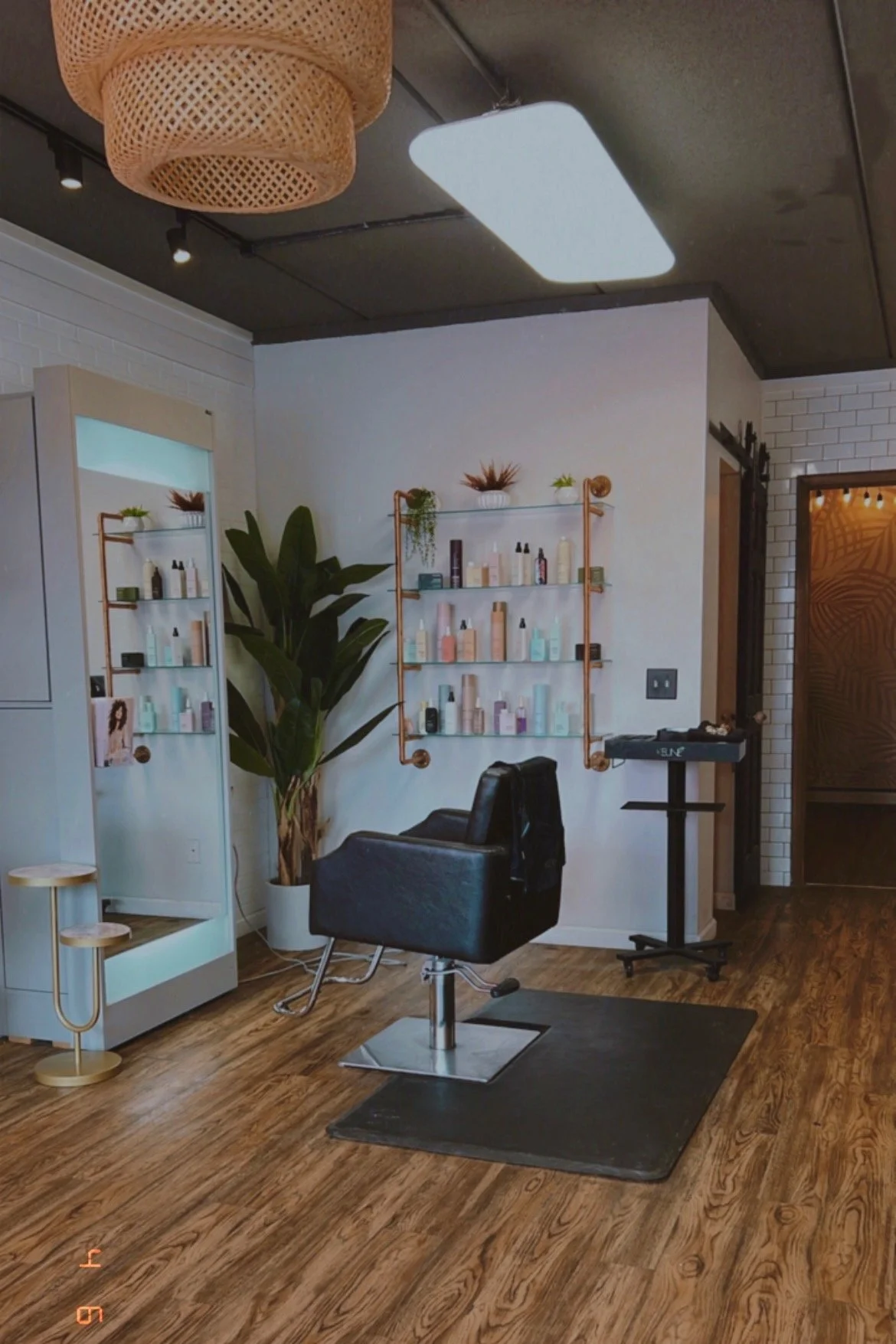 MOOD Hair Artistry