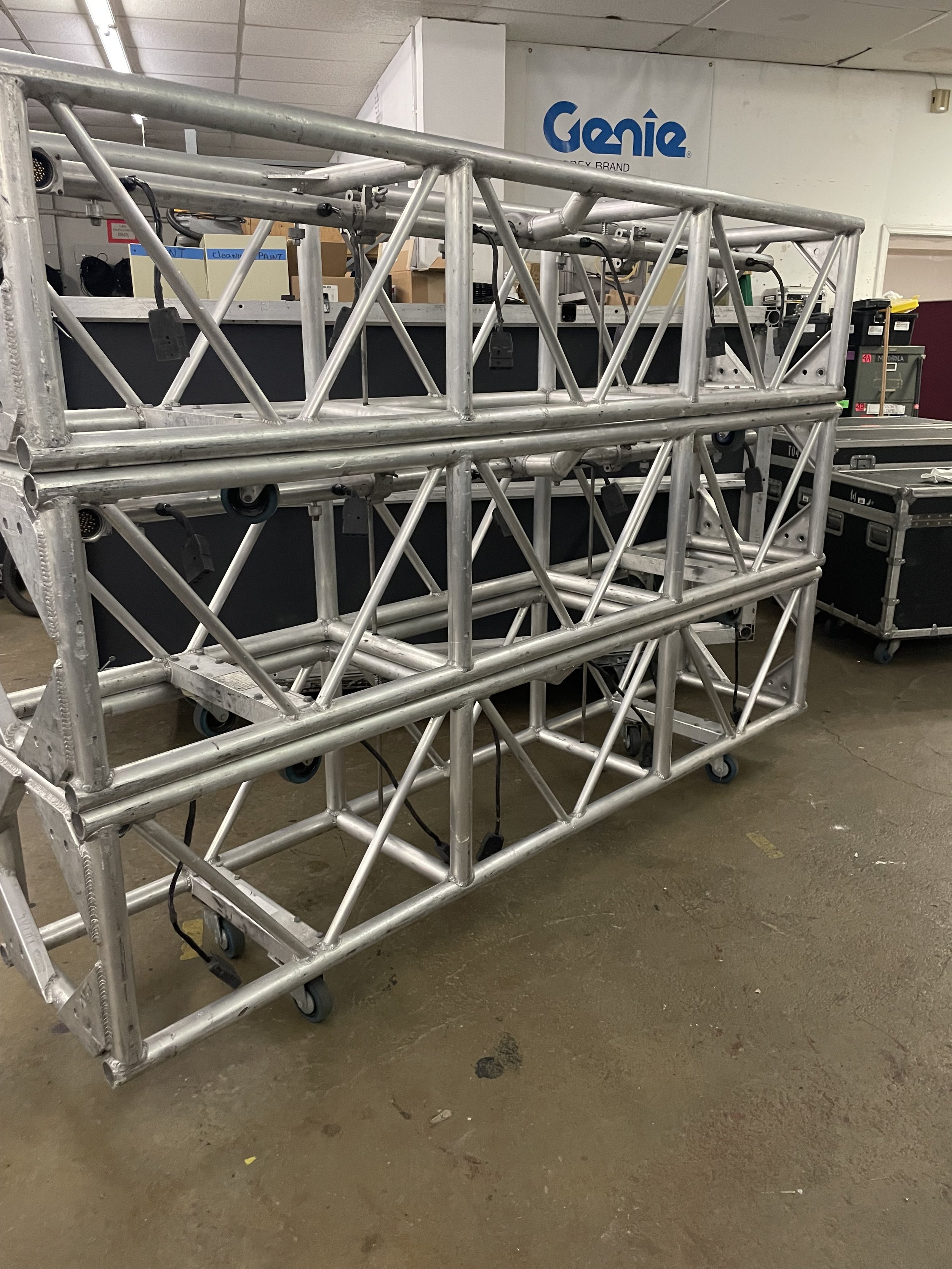 Single Drop Frame Truss 20.5 Source Four, Total Structure — Circuit ...