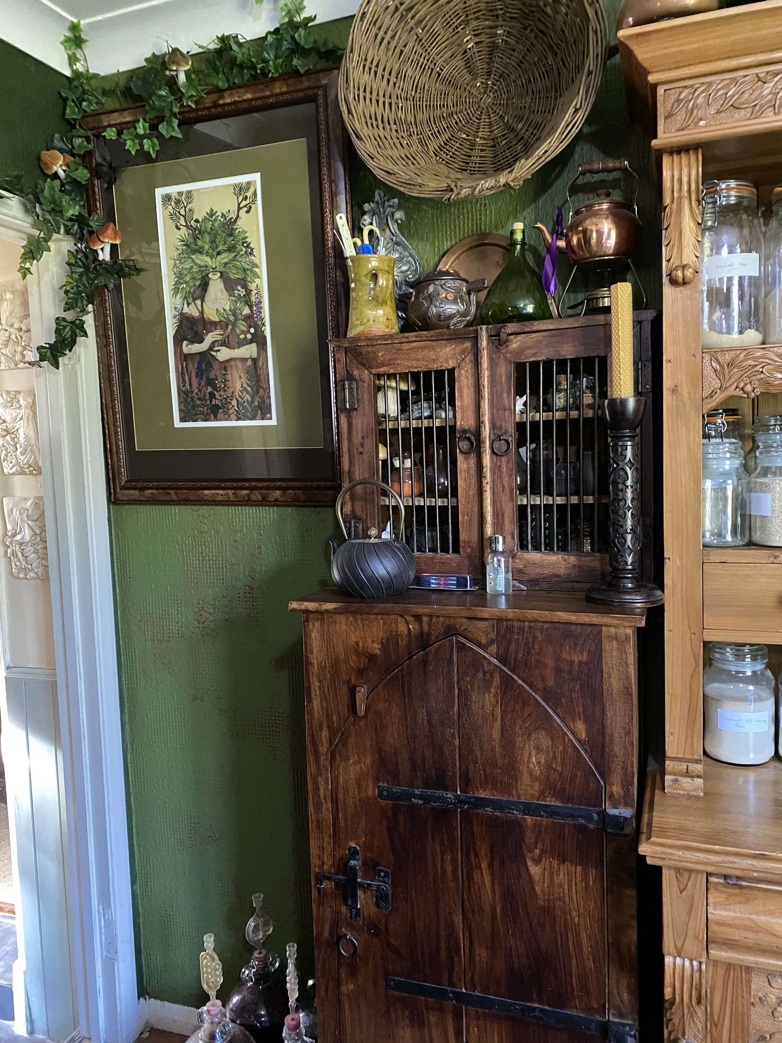 England Day 6: Glorious Treasures — Grace Nuth