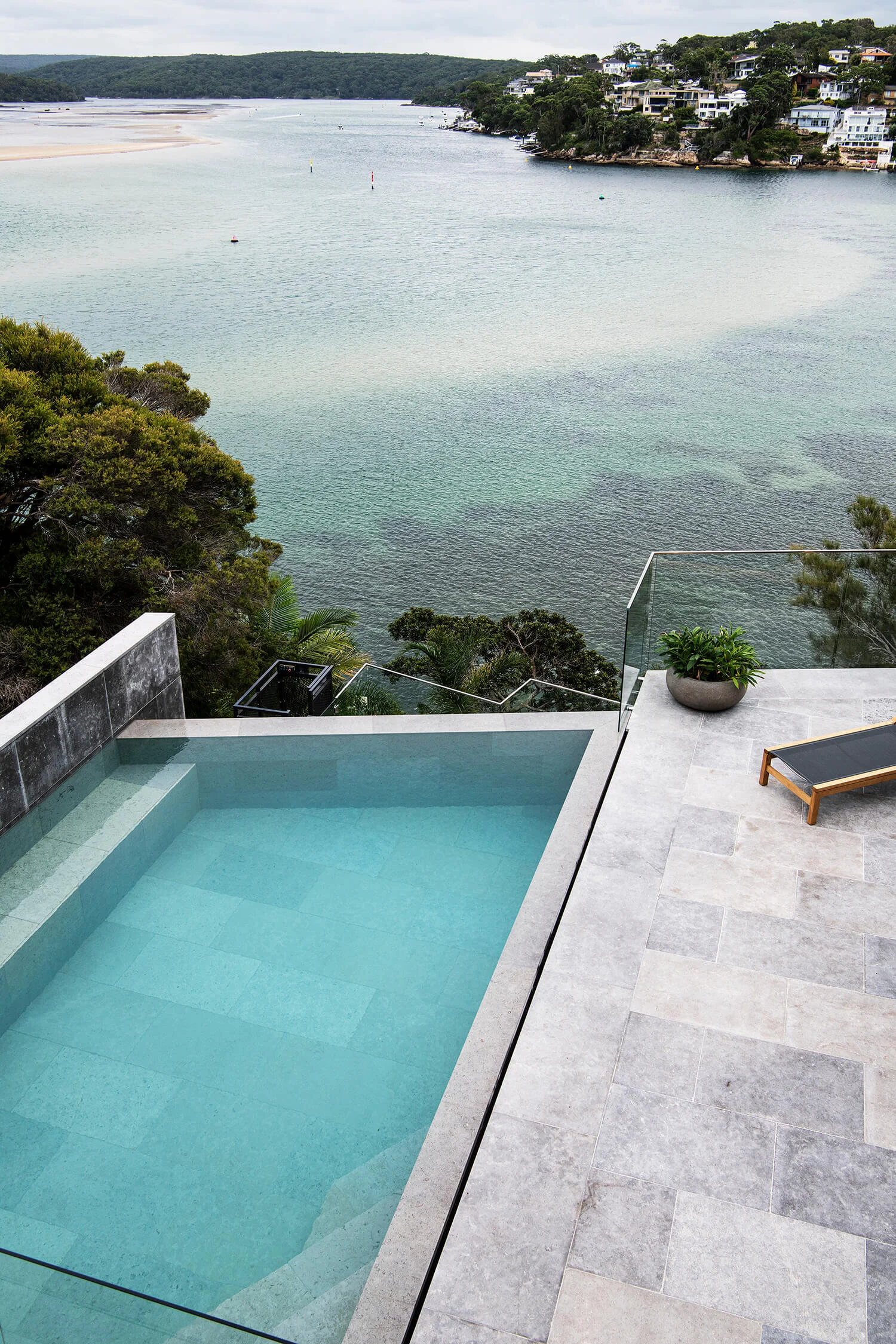 Studio aem - Waterfront Family Home Interior Design Burraneer Bay