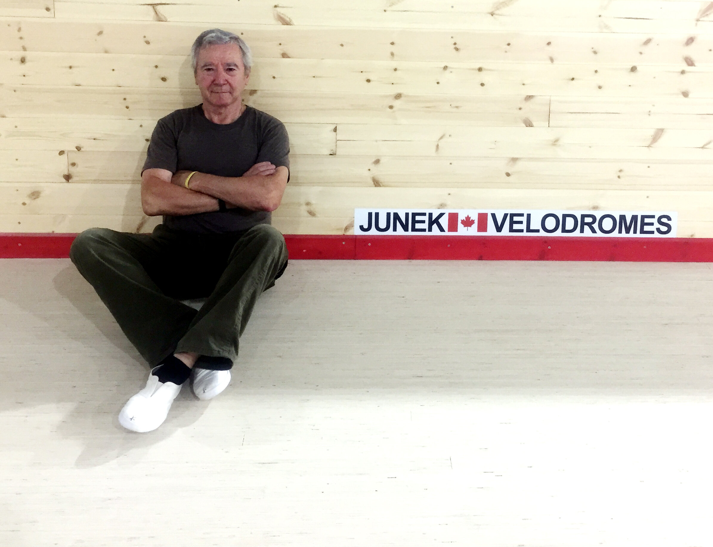 Junek Velodromes - World's Fastest Tracks