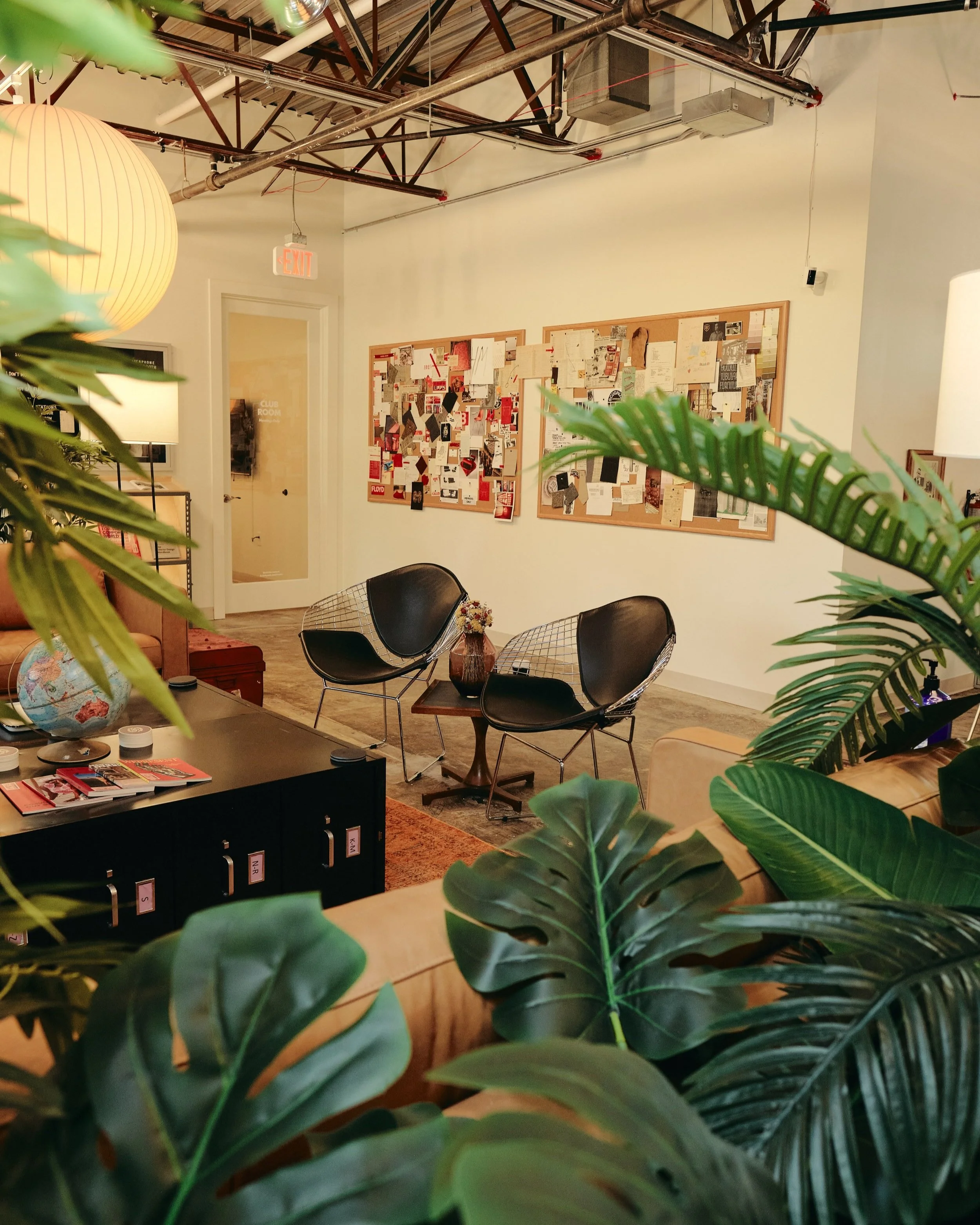 Oakhurst - 24/7 Neighborhood Work Club — Switchyards