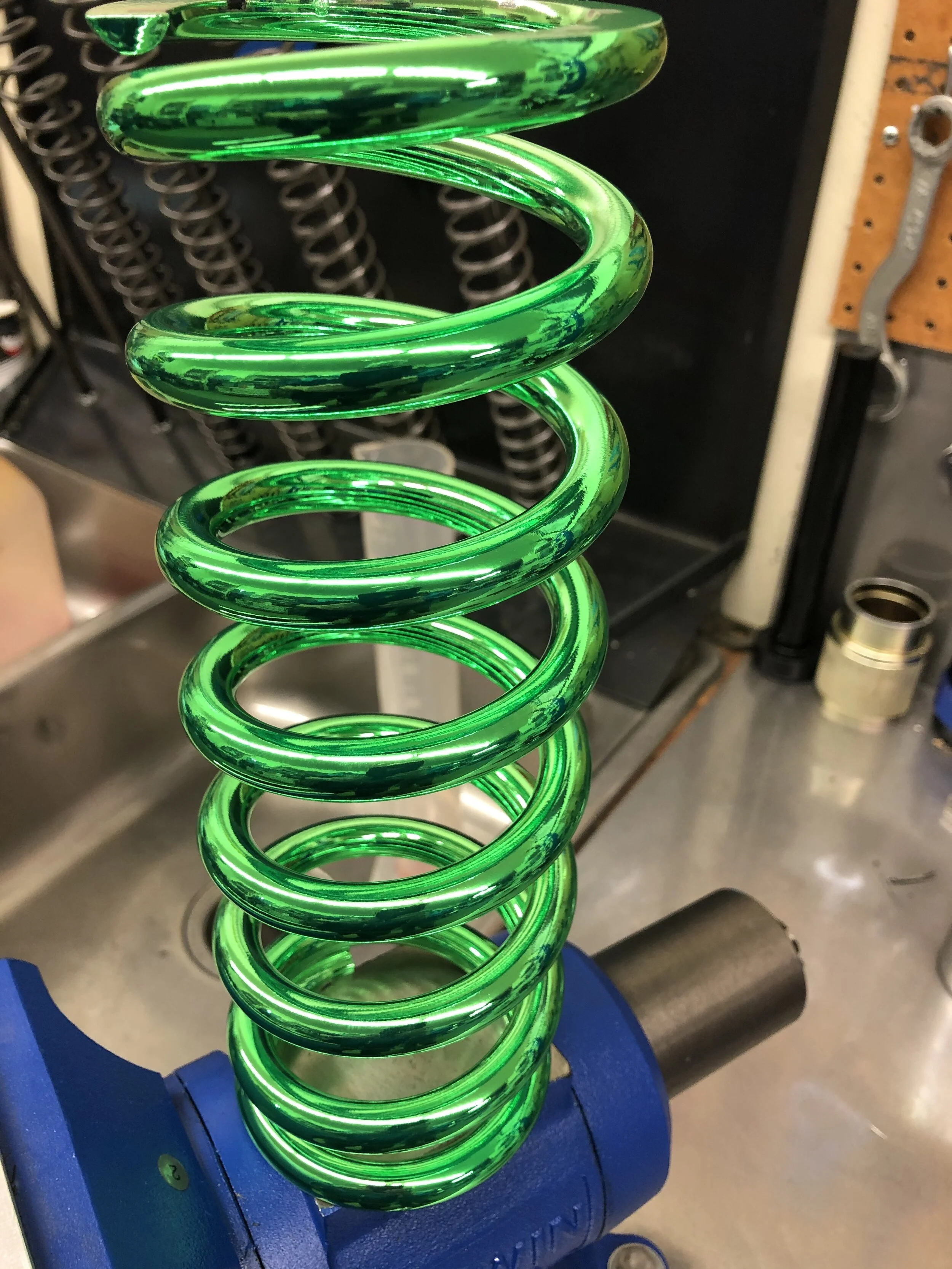 Showa — 707 Racing Suspension