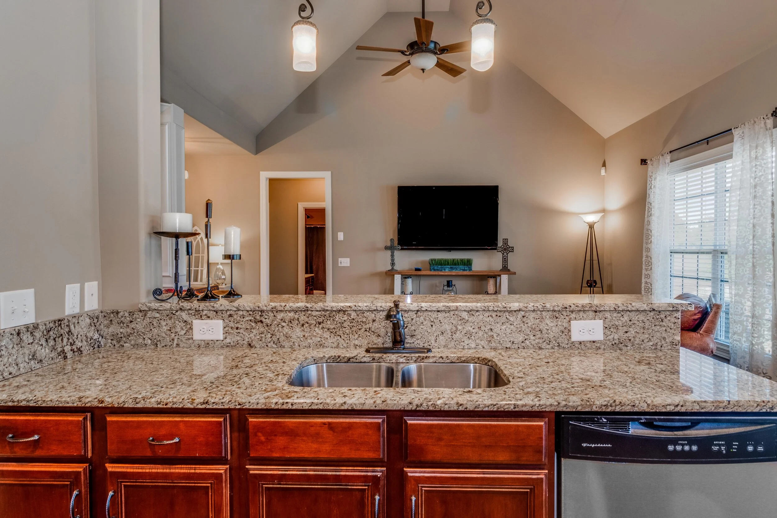 Home For Sales - Culleoka, TN 1904 Maddix Ct, Culleoka, TN — Real ...