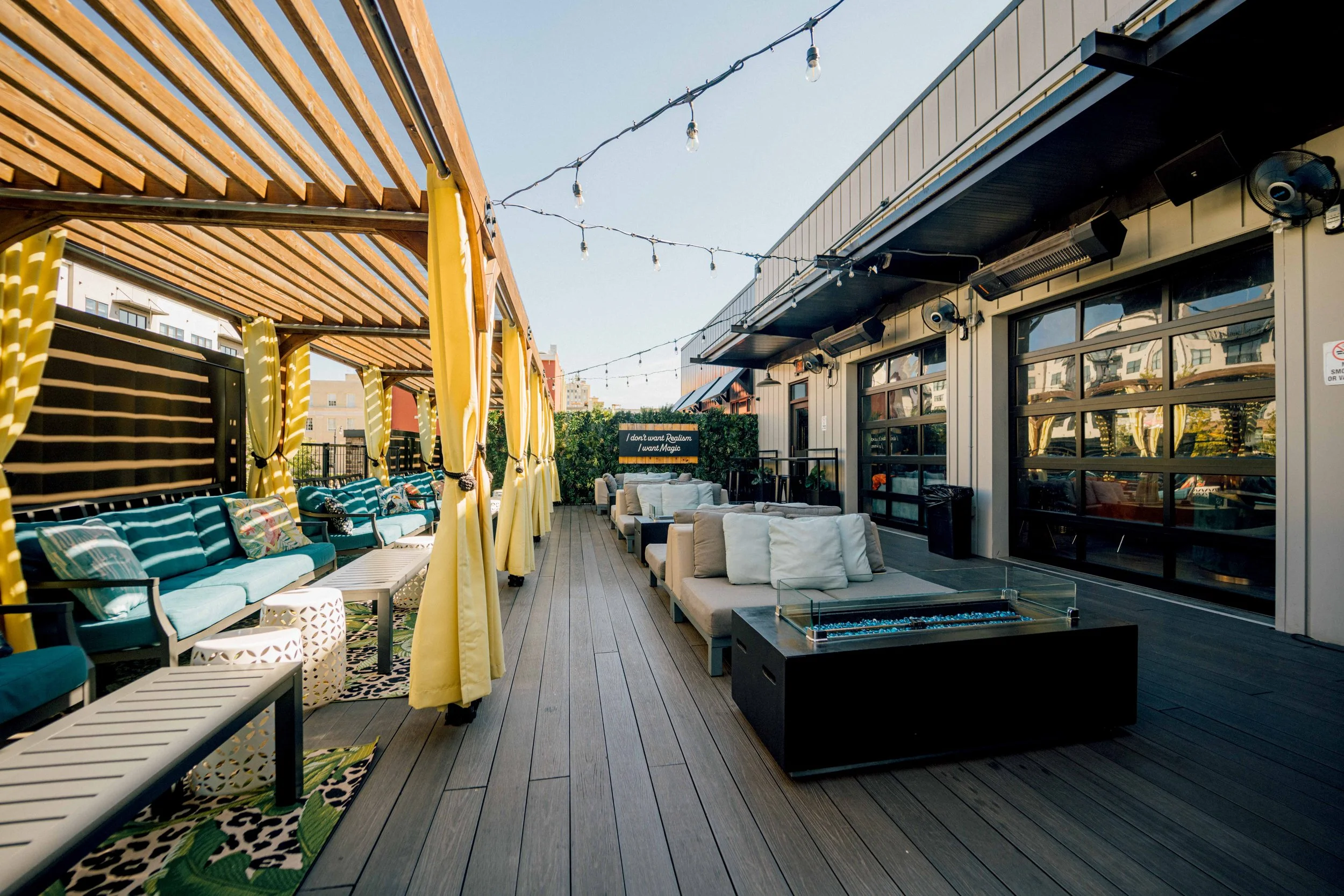 Location — Stella's Elixir Lounge