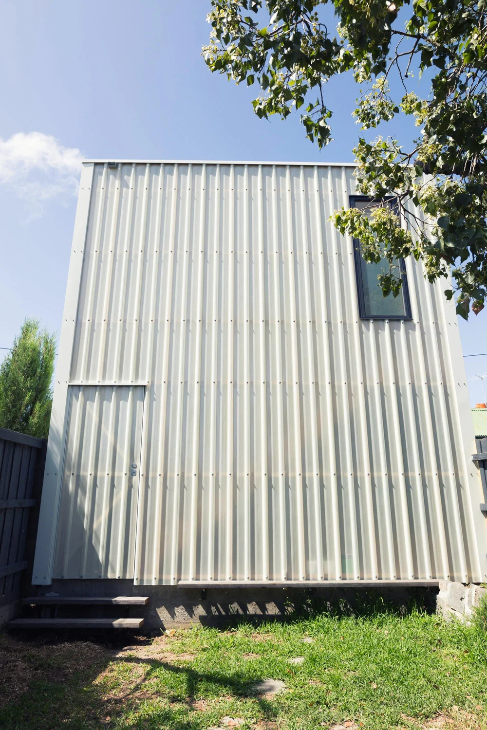 Studio Garage 1 — Krisna Cheung Architects