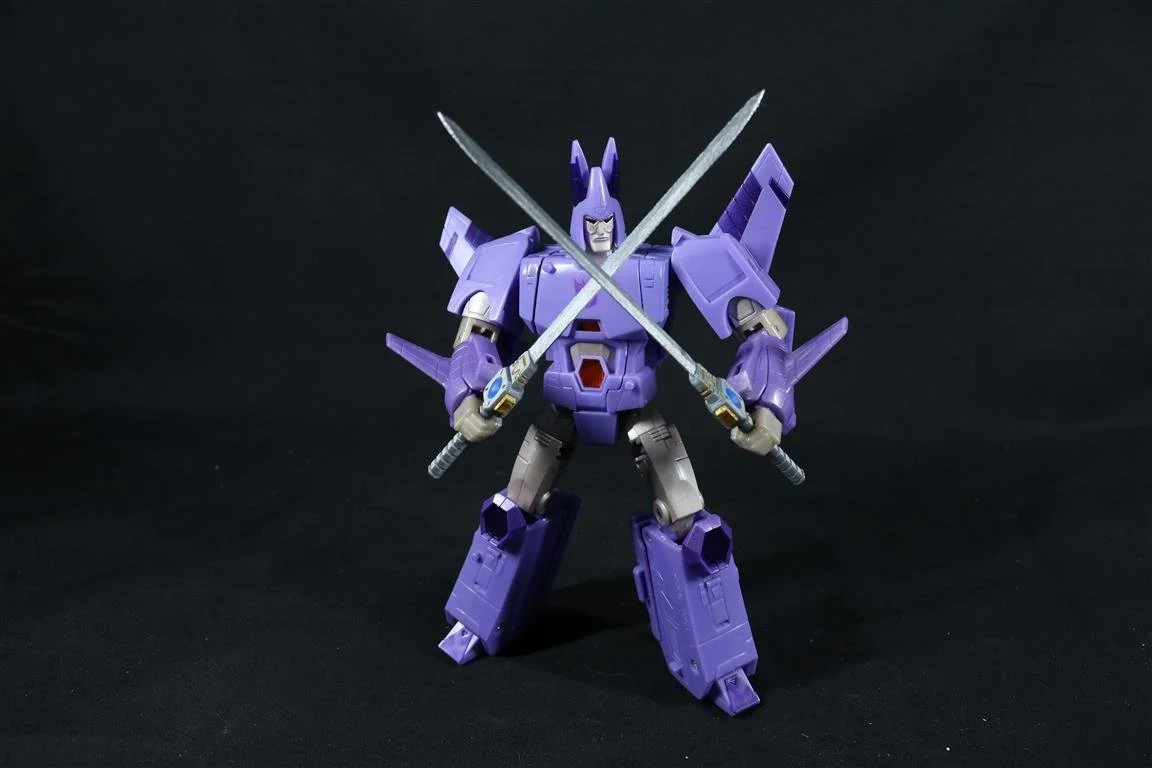 Swords, Holder and Stand for WFC Kingdom Cyclonus [3D Printed Piece ...