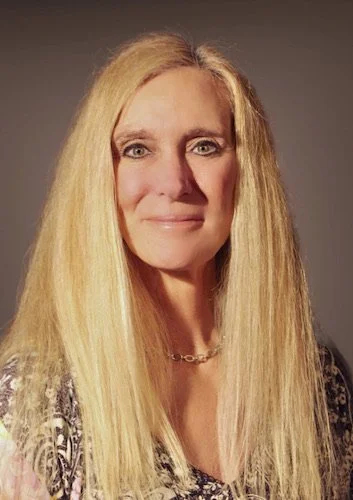 About Us — Naturally Radiant