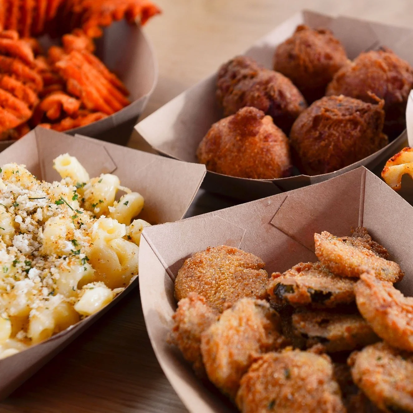 Hot Chicken Restaurant | Alexandria, VA | The Rub Chicken&Beer