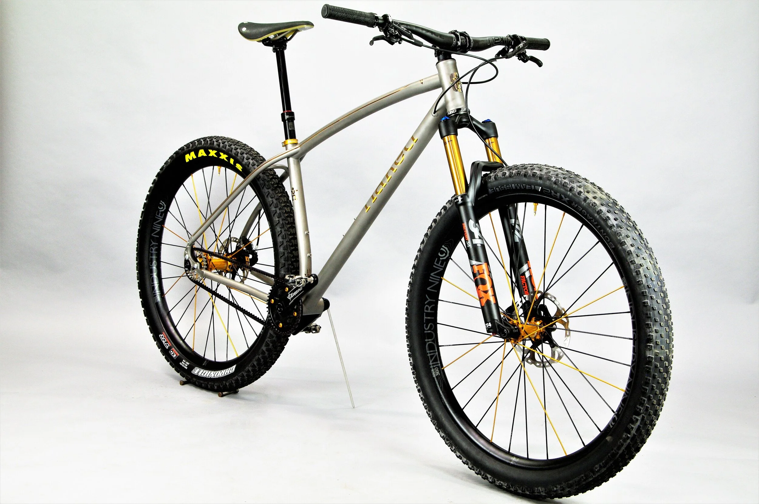 Paul's Ti Belt Drive 29+ hardtail MTB — Naked Bicycles & Design