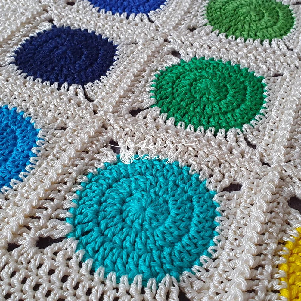 Crochet Polka Dot Square [Free Video Tutorial & Written Pattern ...