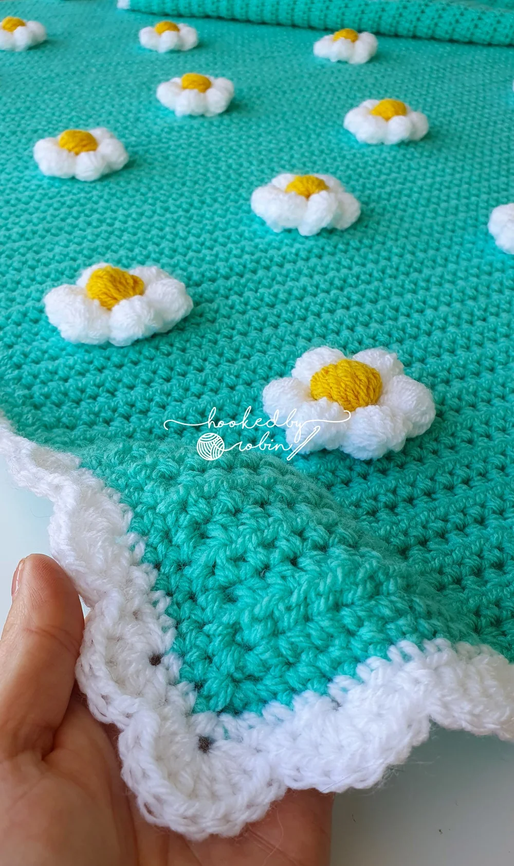 Crochet Daisy Blanket Written Pattern — Hooked by Robin