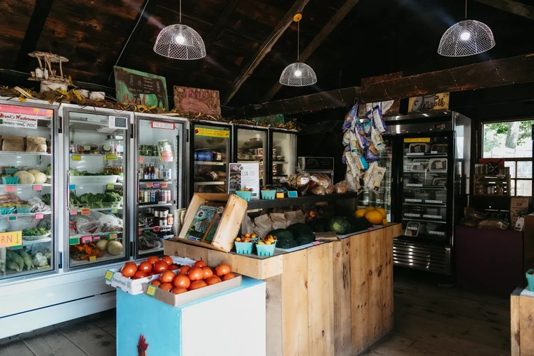 Vernon Family Farm | Newfields, NH