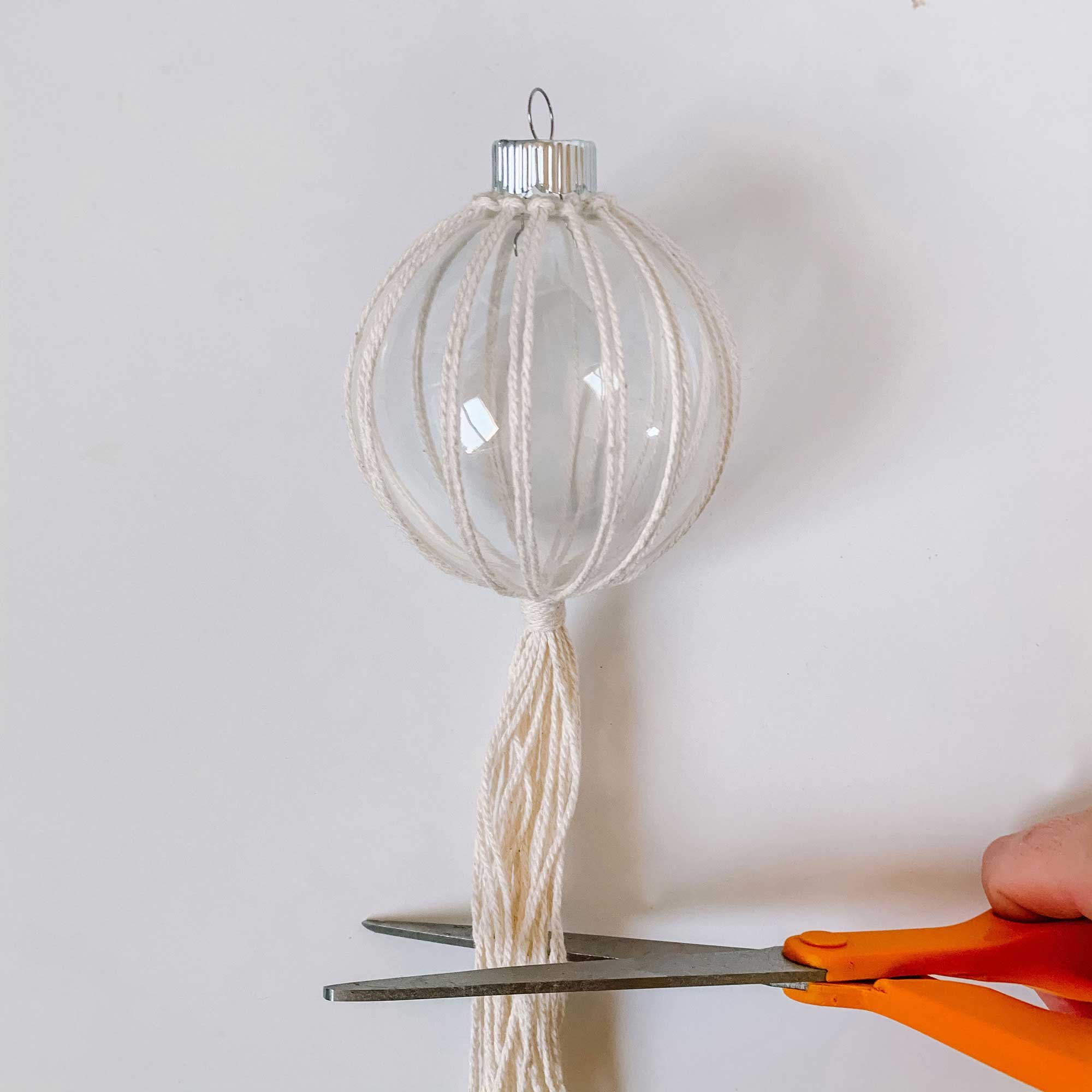 3 DIY Macrame Christmas Ball Ornaments — The Green Mad House