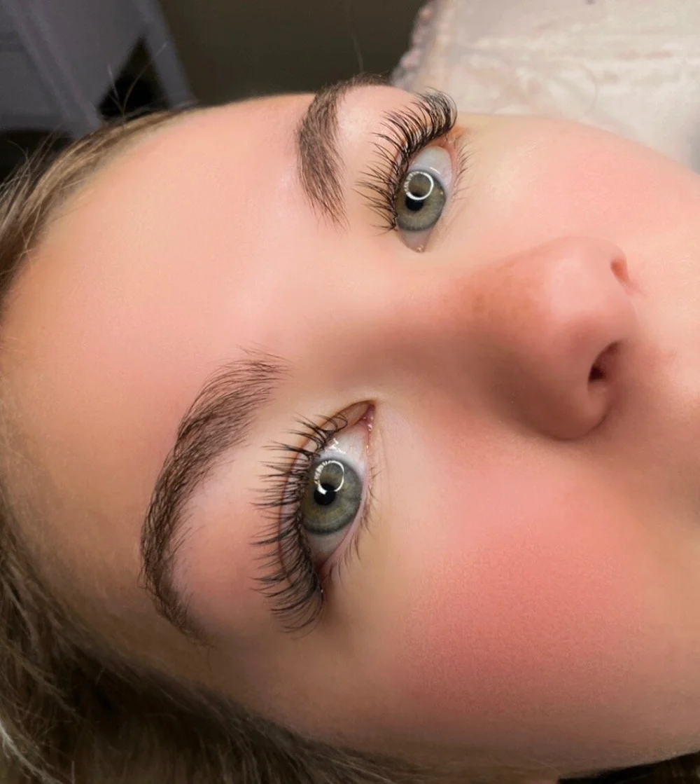 Full-Set — LASHES WITH MADDIE