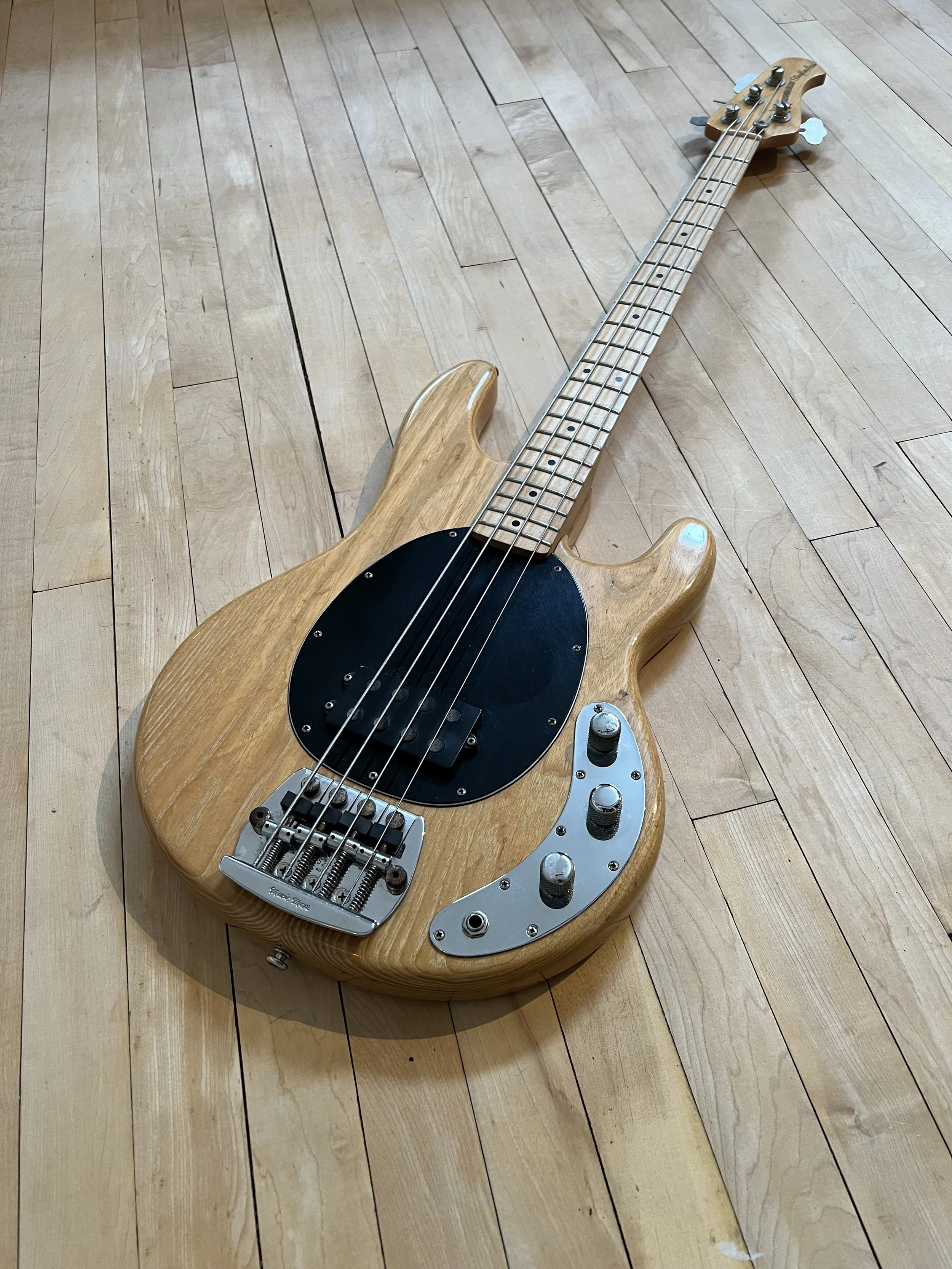 Bass Guitars | Rare & Vintage Bass Guitars For Sale — Vintage Bass Room