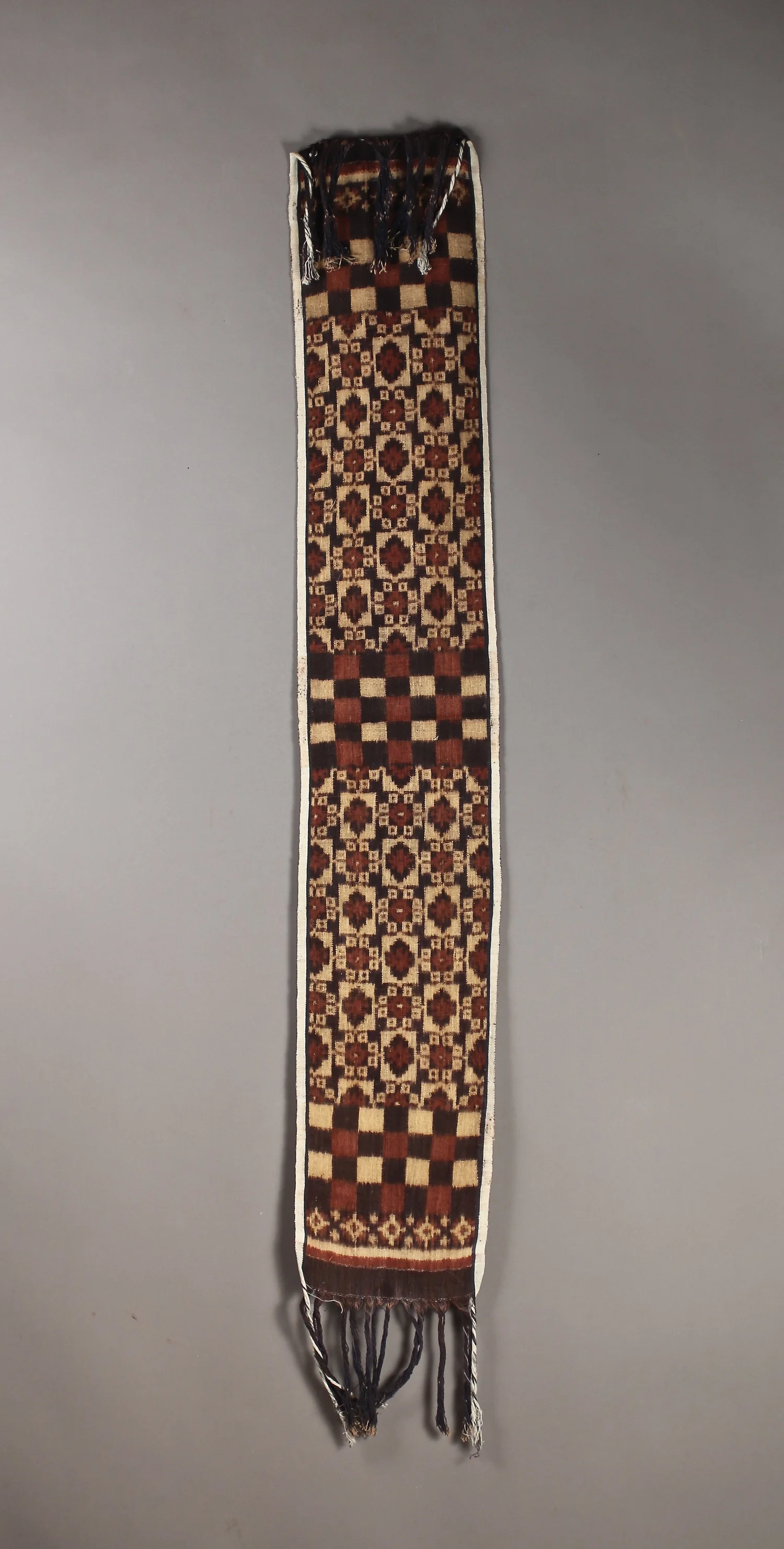 Ceremonial Sash “Gerensing” — TAD Tribal Art