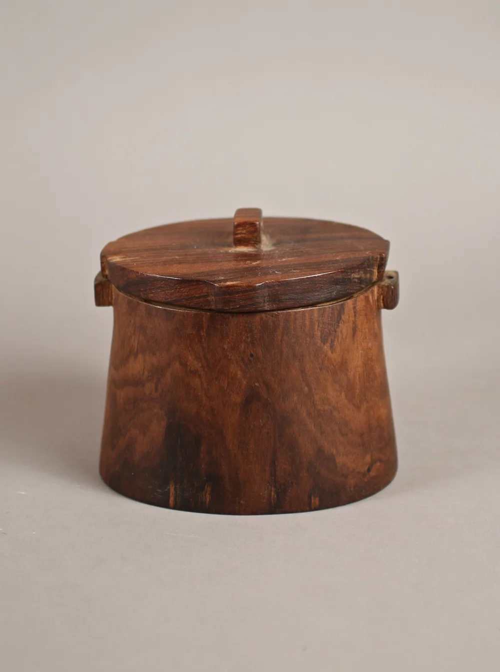 Tokelau Fishing Box — TAD Tribal Art