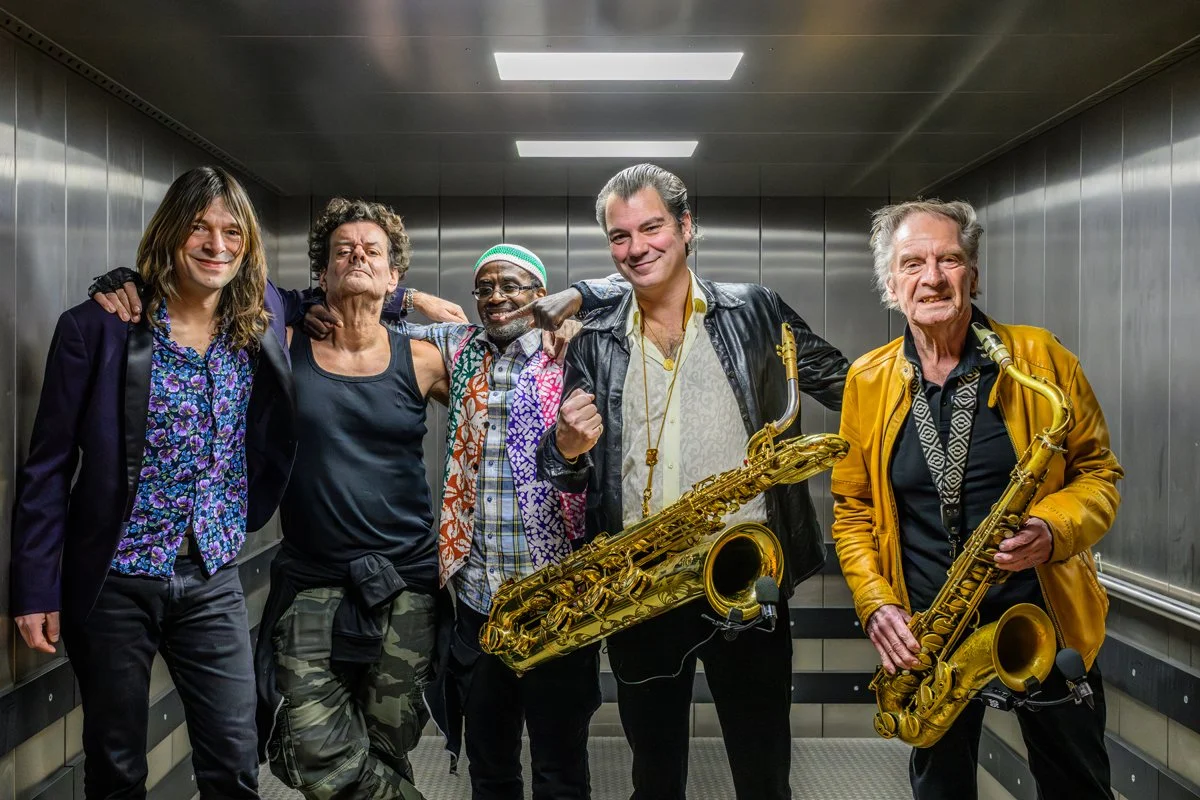 Total Response — Hans Dulfer