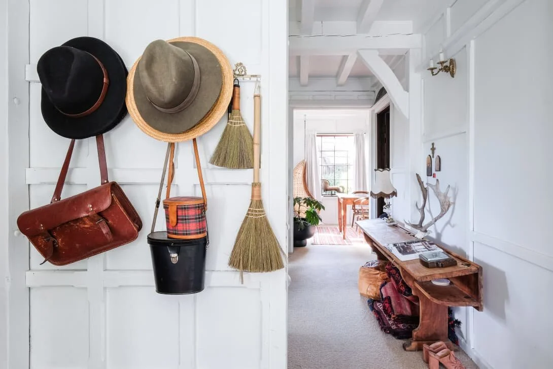 Rustic Farmhouse Meets Modern Chic: Rooms We’d Copy Right Now — Firefly ...