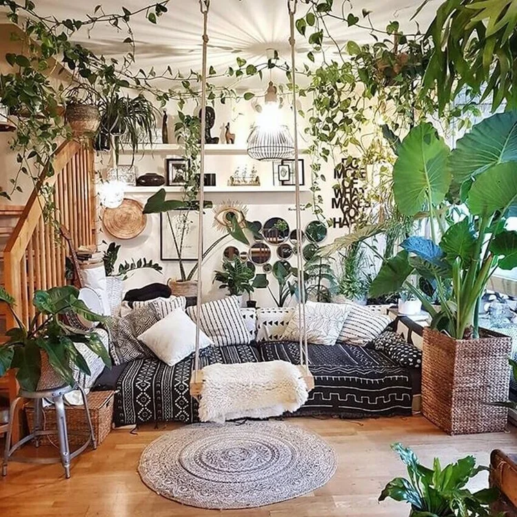 Jungalows, Indoor Gardens, + Living Room Rainforests We'd Copy Right ...