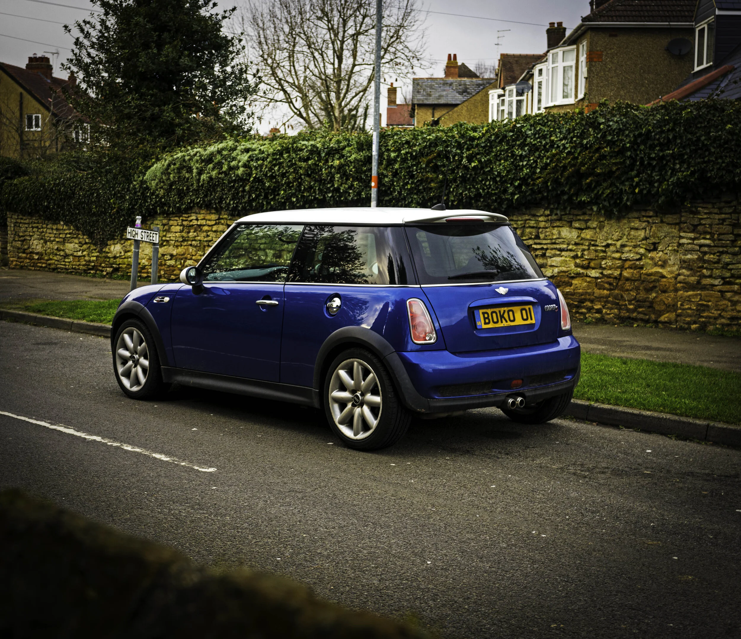 Why you should buy the MINI Cooper S (R53) — The Car Cult