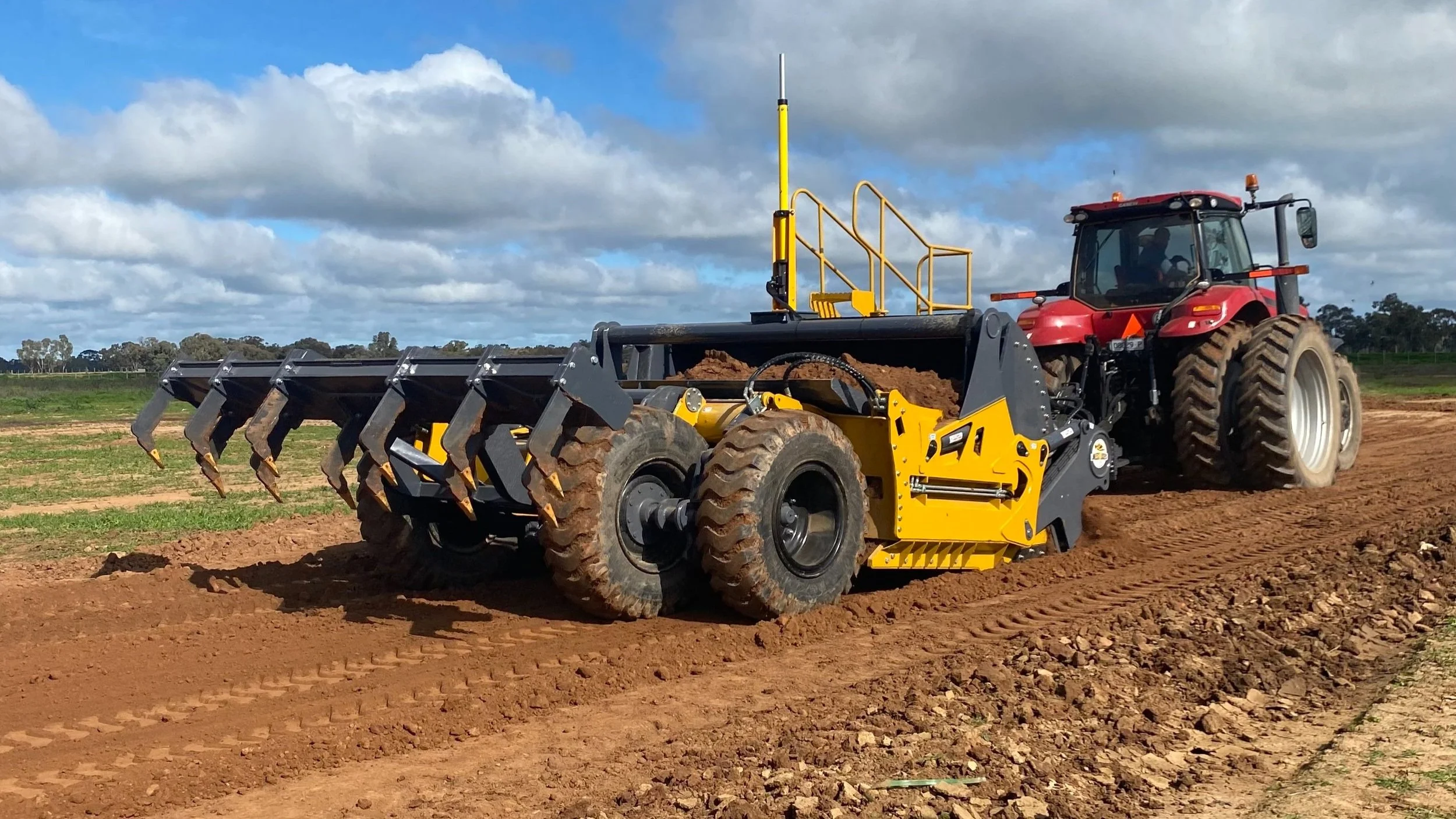 Laser Graders and Scrapers — Lawless Lasers