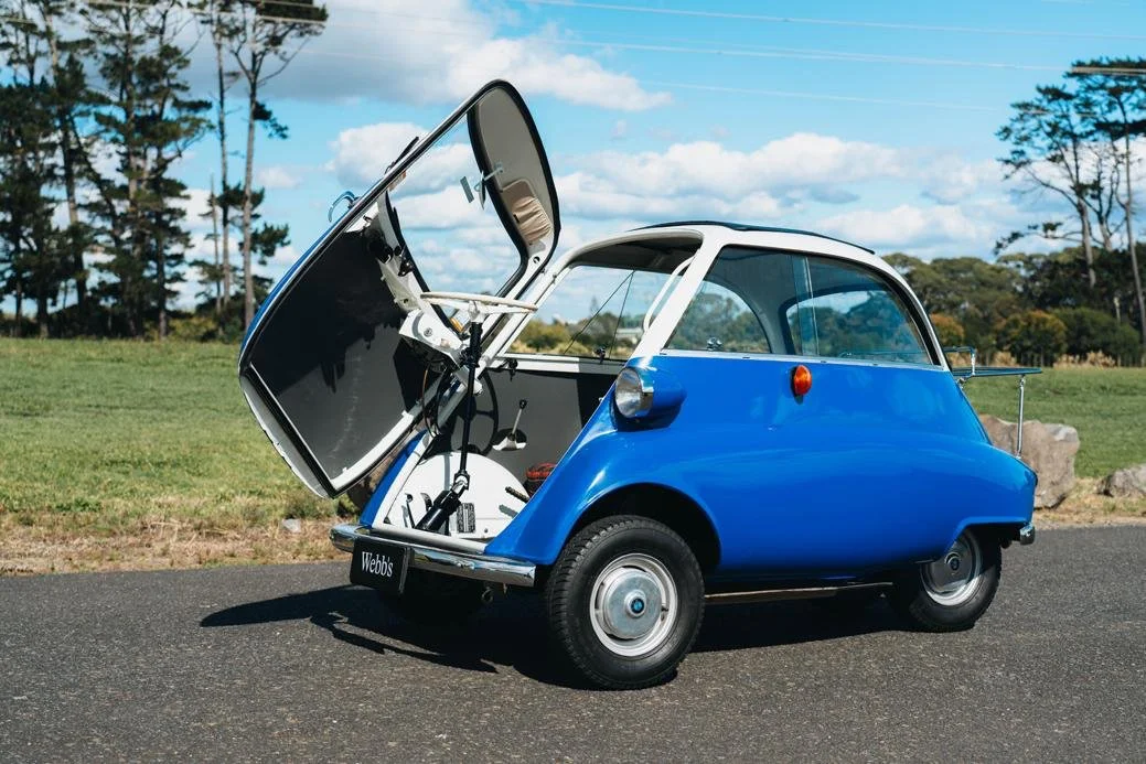 Webb’s May car auction features iconic Jag E-Type, BMW Isetta — AutoMuse
