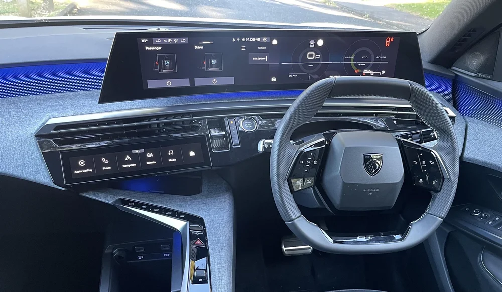 Reviewed: 2025 Peugeot 3008 GT hybrid — AutoMuse