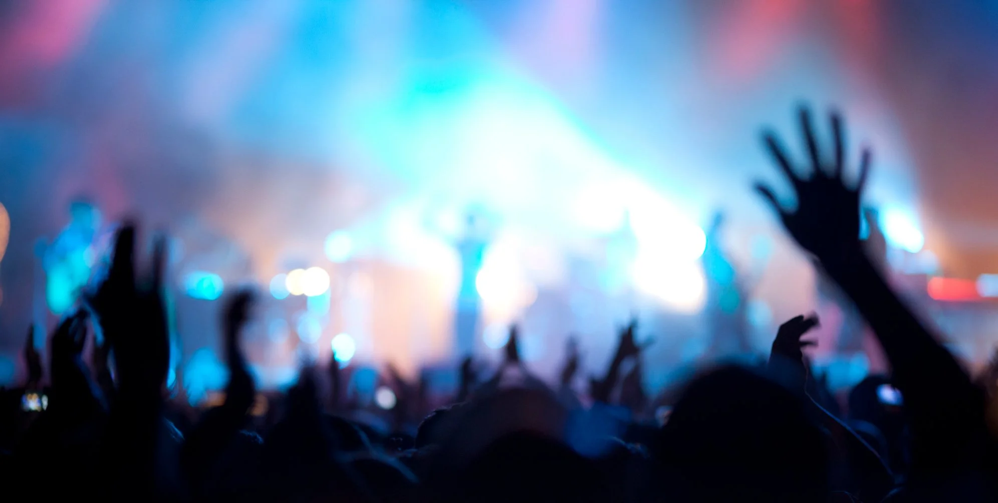 I Went to a Concert Alone to Find My Pre-Mom Self — Gloria