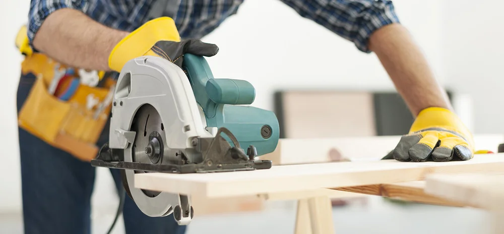 Circular Saw Safety - Toolbox Talk — Friede & Associates