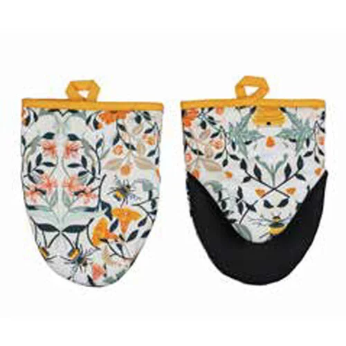 Kitchen Essentials — The Hensters Kitchen