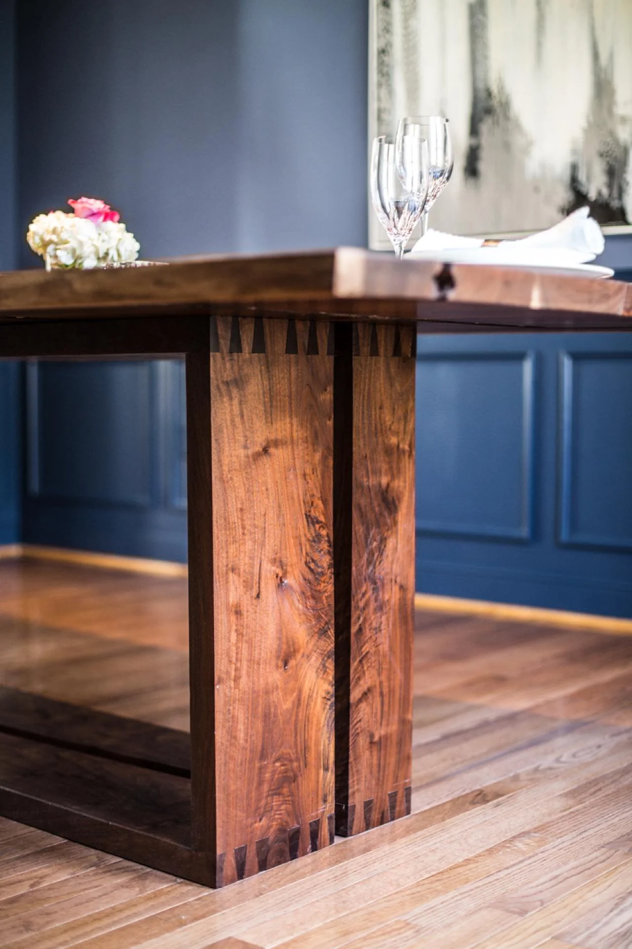 Custom tables in homes, restaurants, universities, and businesses ...