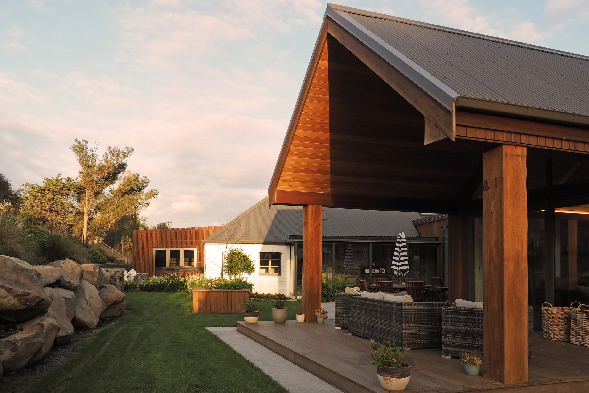 Hardwood Cladding milled from Durable Class 1 Australian Hardwoods ...