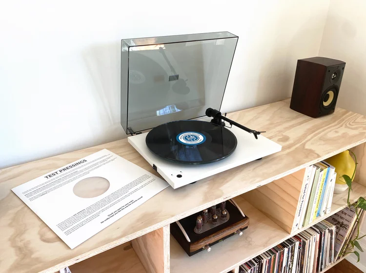 Releasing Your Music on Vinyl [The Ultimate 2025 Guide]