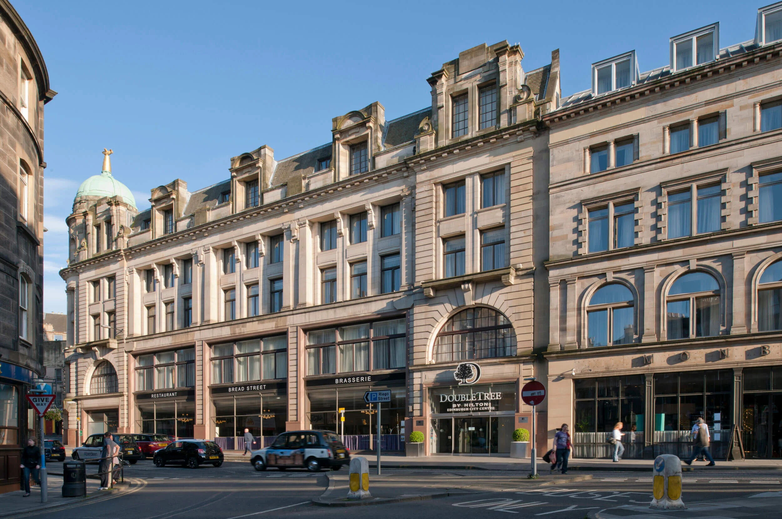 Doubletree by Hilton Edinburgh City Centre | Luxury Hotel